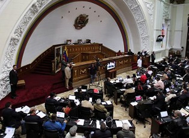 Vote to delay Chavez inauguration | Irish Independent
