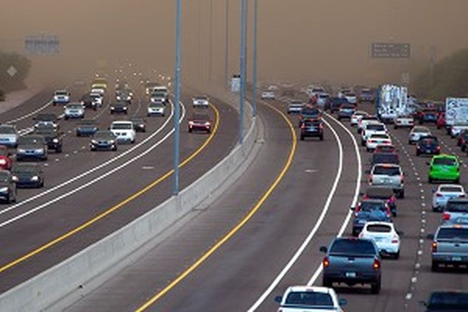 US city hit by giant dust storm | Independent.ie