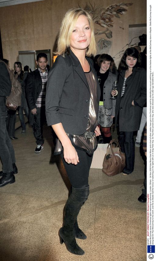 Kate Moss and Lara Stone team up for Balenciaga's new campaign ...