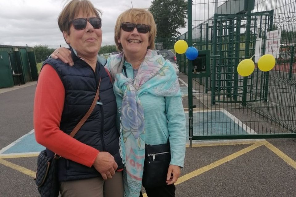Walk for Ukraine shows community support in Enniscorthy | Independent.ie