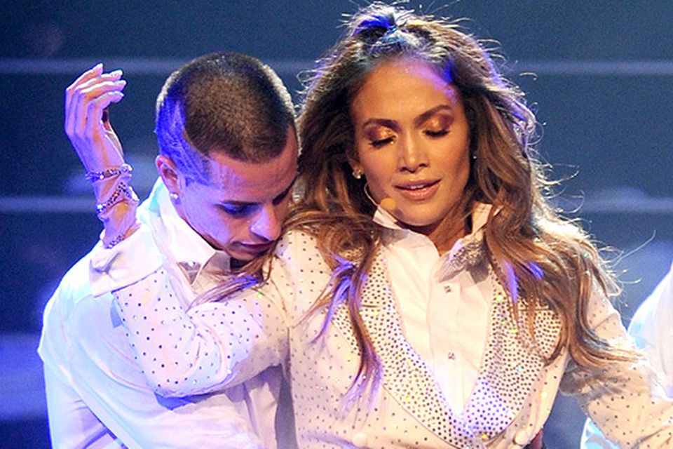 Jennifer Lopez celebrates turning 43 doing salsa dance off with pals ...