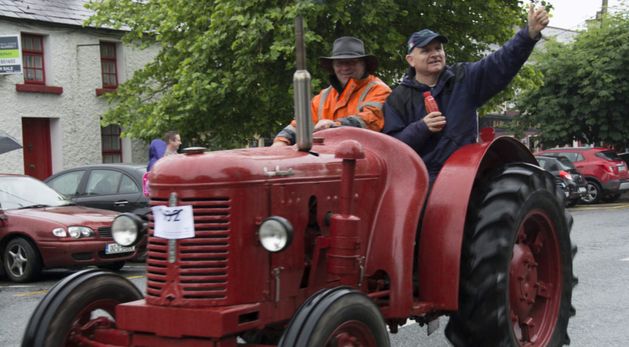 Over 100 tractors run wild! | Irish Independent