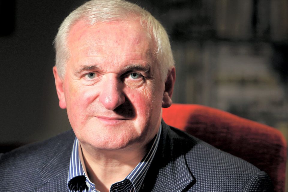 Rooting for the underdog? Bertie Ahern is tipping Kerry for victory ...