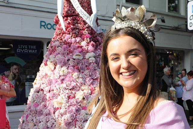 Co Wexford Rose of Tralee contestant to perform in fun New Ross panto ...