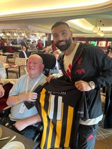 ‘Míle buíochas, Mo’ – Sean Cox presents Mo Salah with jersey ahead of ...