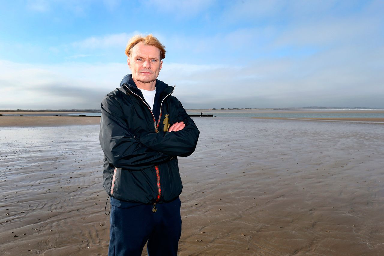 Living with bipolar disorder: 'I'd get ridiculously excited then crash ...