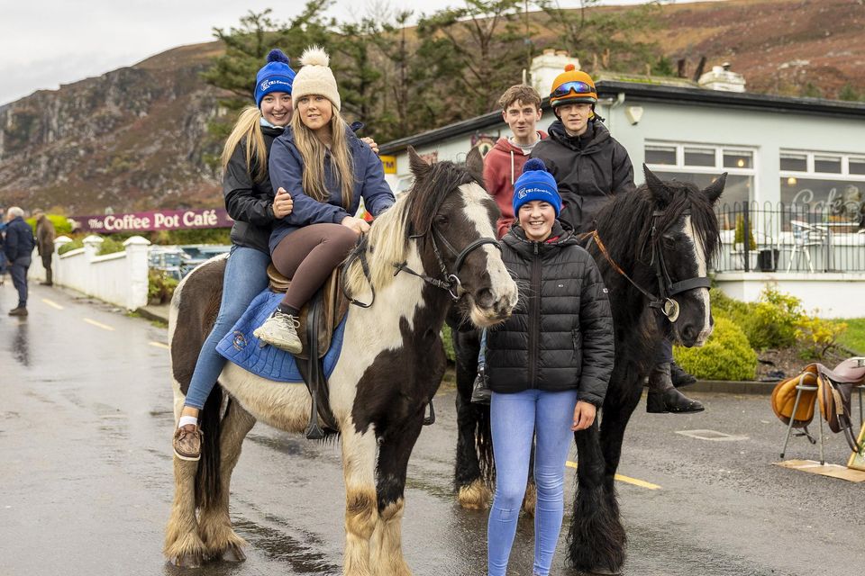 Pictures show the spirit of the Gap of Dunloe traditional fair | Irish ...