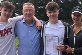 Top scoring twins at Dundalk Grammar! | Irish Independent