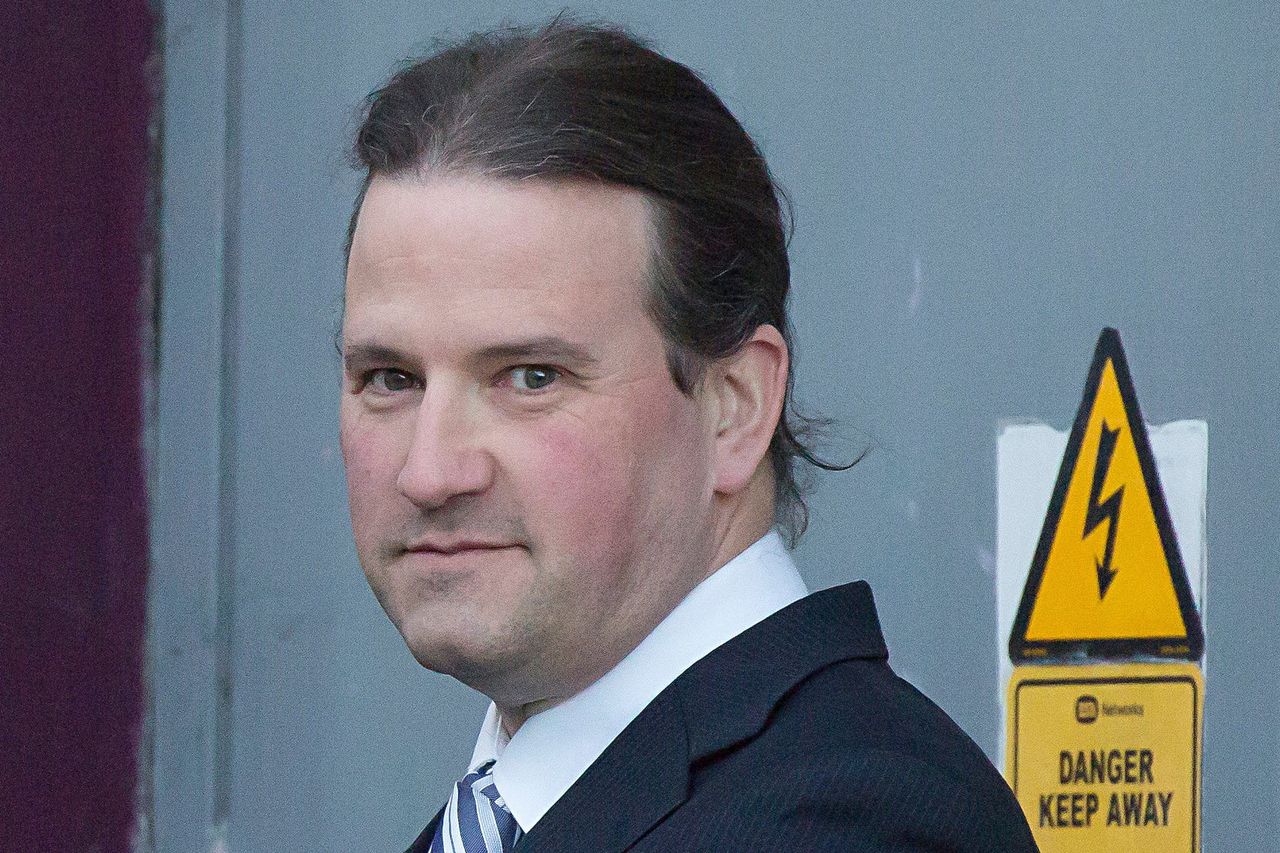 Convicted killer Graham Dwyer takes negligence case against prison ...