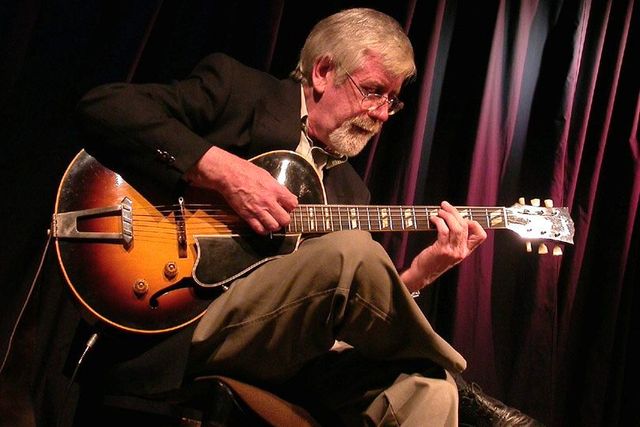 Louis Stewart, Ireland's greatest ever jazz guitarist, dies aged 72 ...