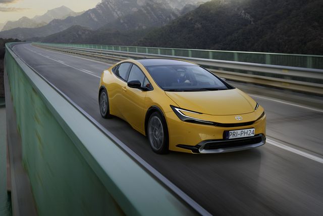 Good-looking and fun to drive, but plug-in Toyota Prius PHEV is a tad ...