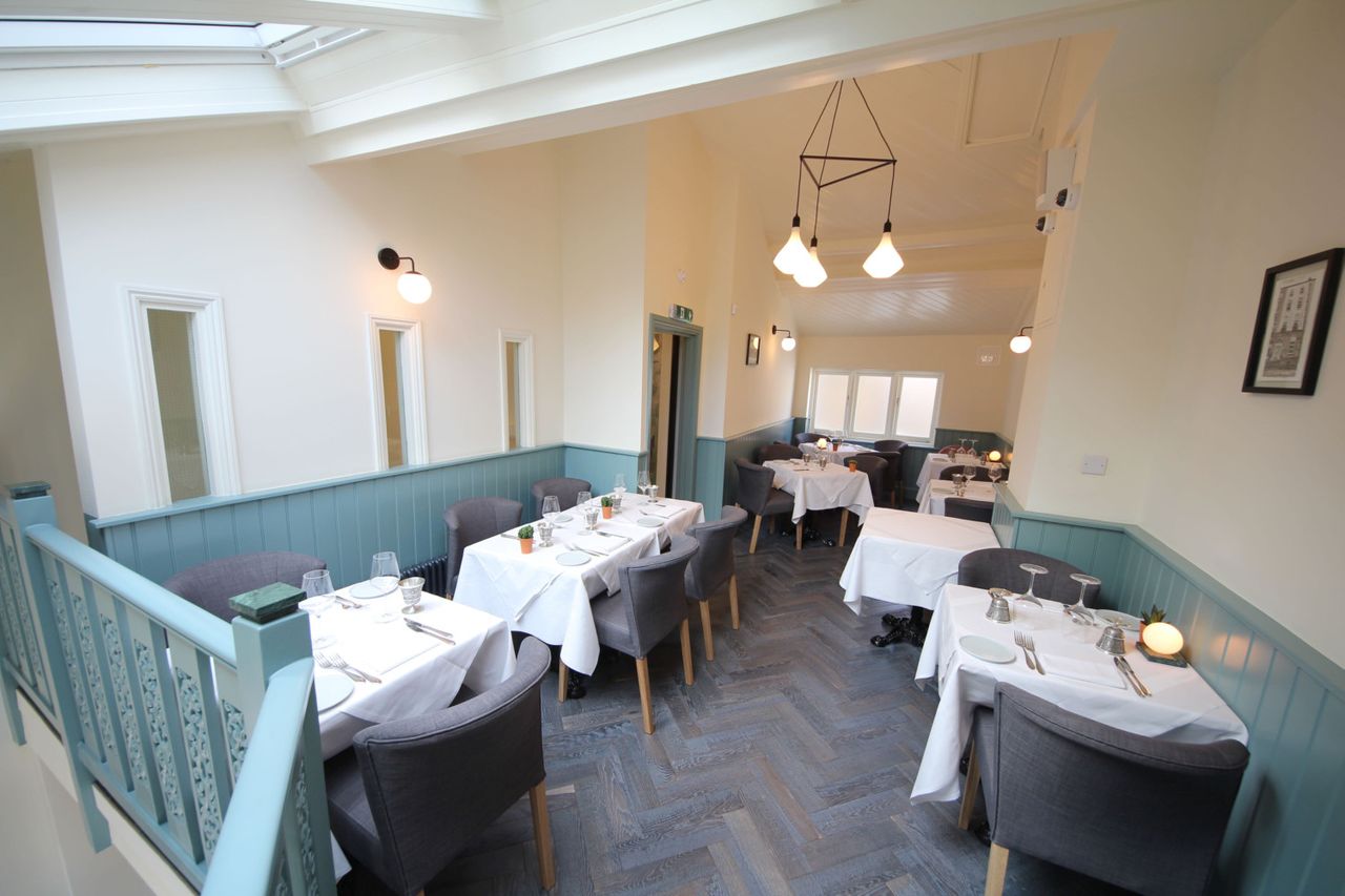 Restaurant review: 'Dubliner Anna Haugh goes her own way in London ...