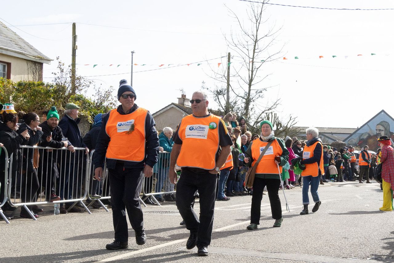 Grand national winner leads out Carrig parade as Rosslare district ...
