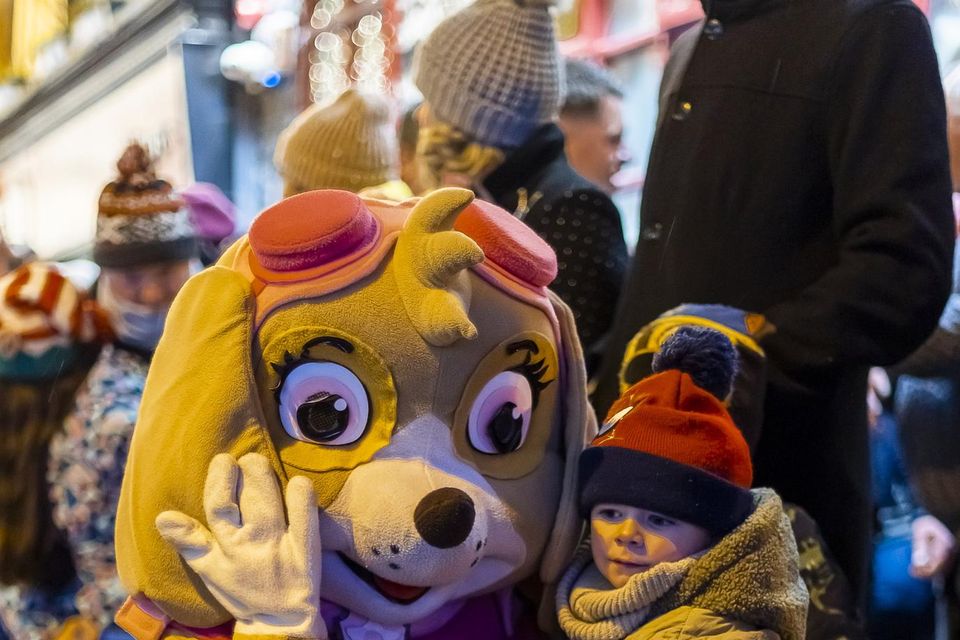 Pictures of festive fun on Killarney streets as final Christmas parade ...