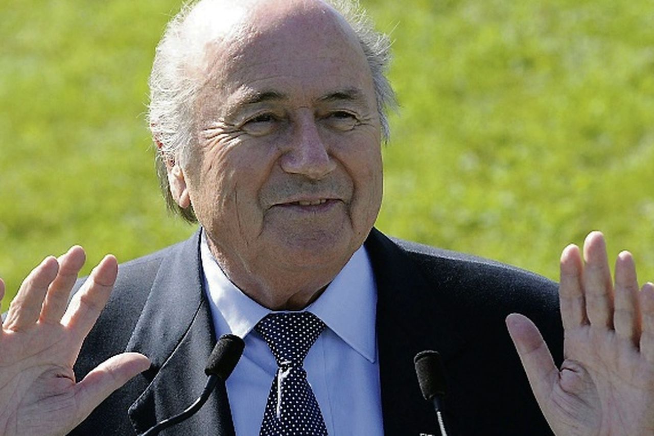Ian O'Doherty: Calm down! Calm down! Harry loses some chums | Irish ...