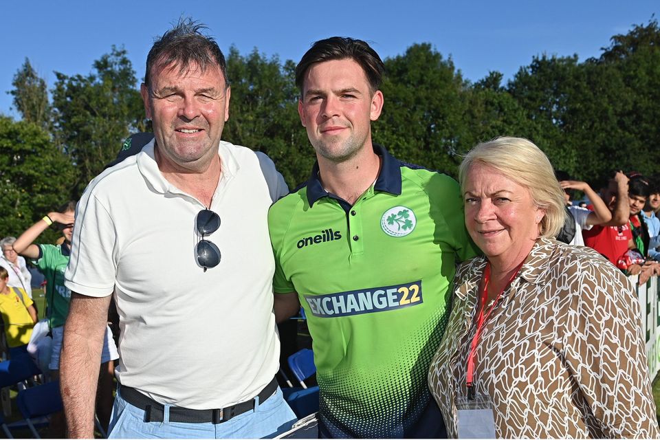 Give a big Hand to new cricket world record holder Fionn! | Irish ...