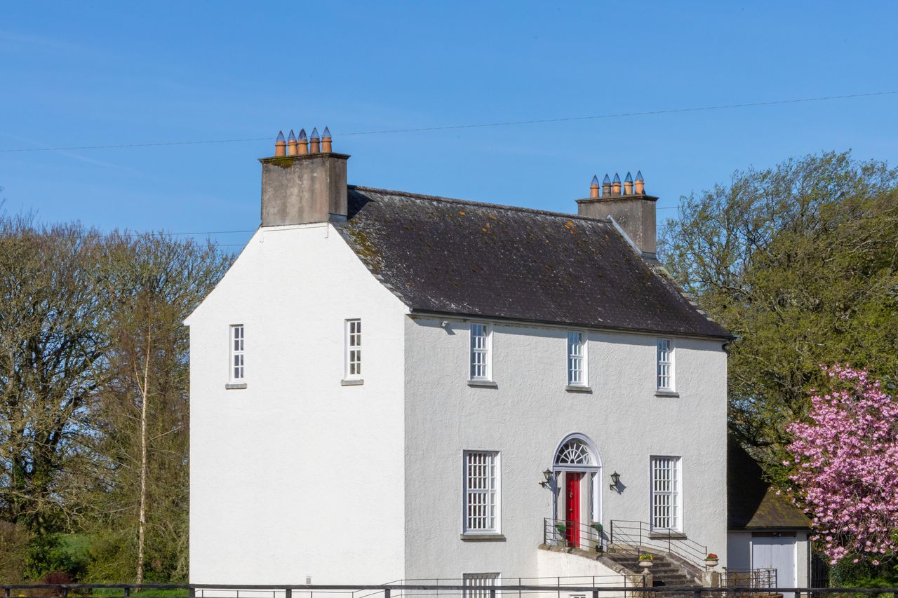 PICTURES: Restored Georgian house just 32km from Dublin with equestrian ...