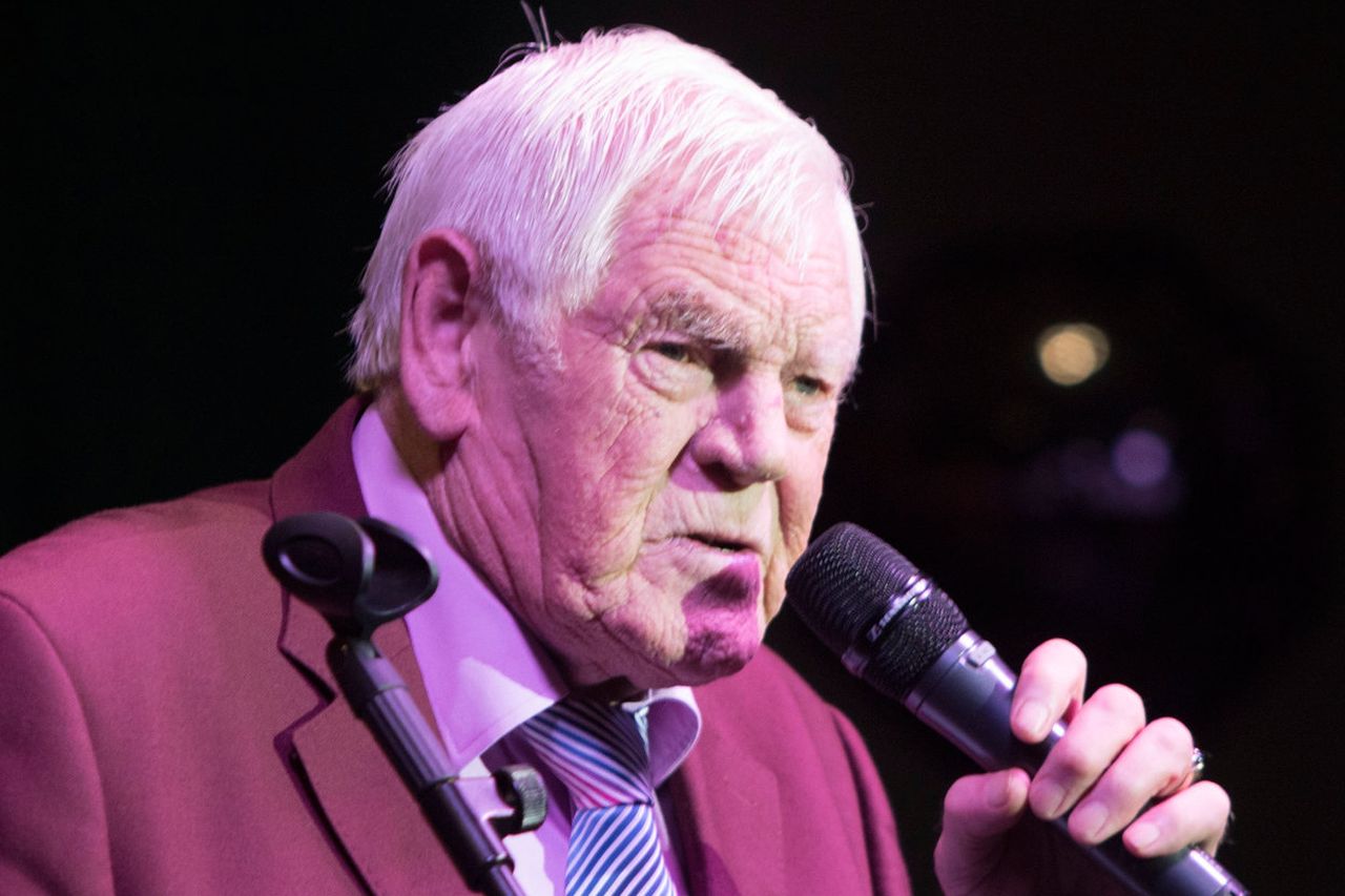 'We referred to him as the king' - tributes pour in as country music ...