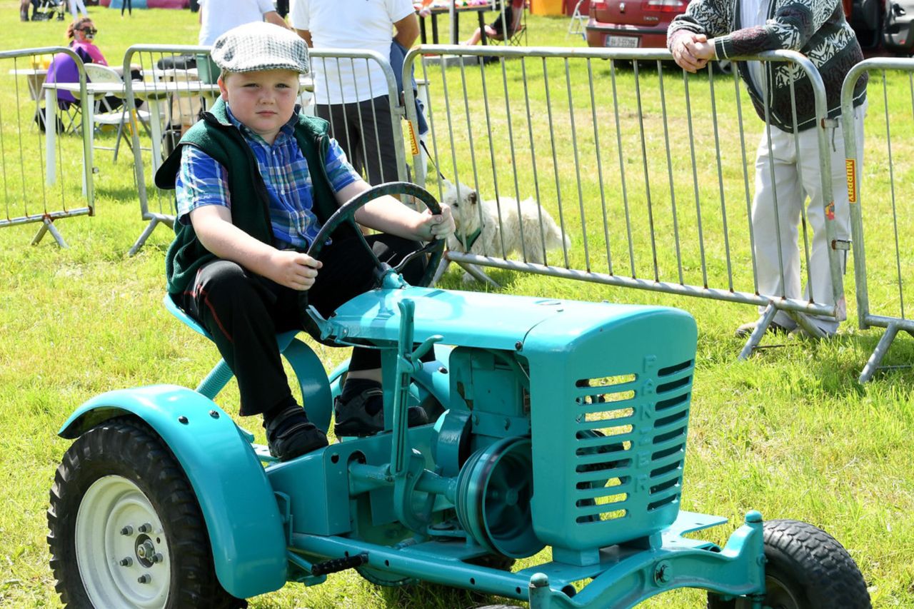 Abbeydorney basks in sunshine for vintage rally | Irish Independent